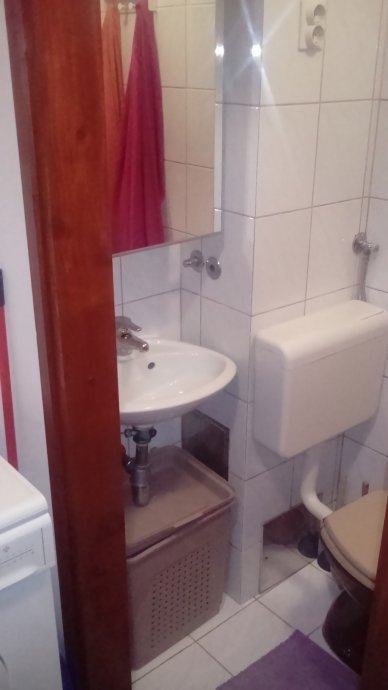 TREŠNJEVKA 44m2, Slavetička (ugodan 2.5soban stan) (iznajmljivanje)