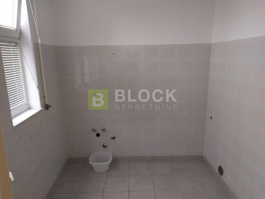 TREŠNJEVKA, UREDSKI PROSTOR, 52m2 (iznajmljivanje)