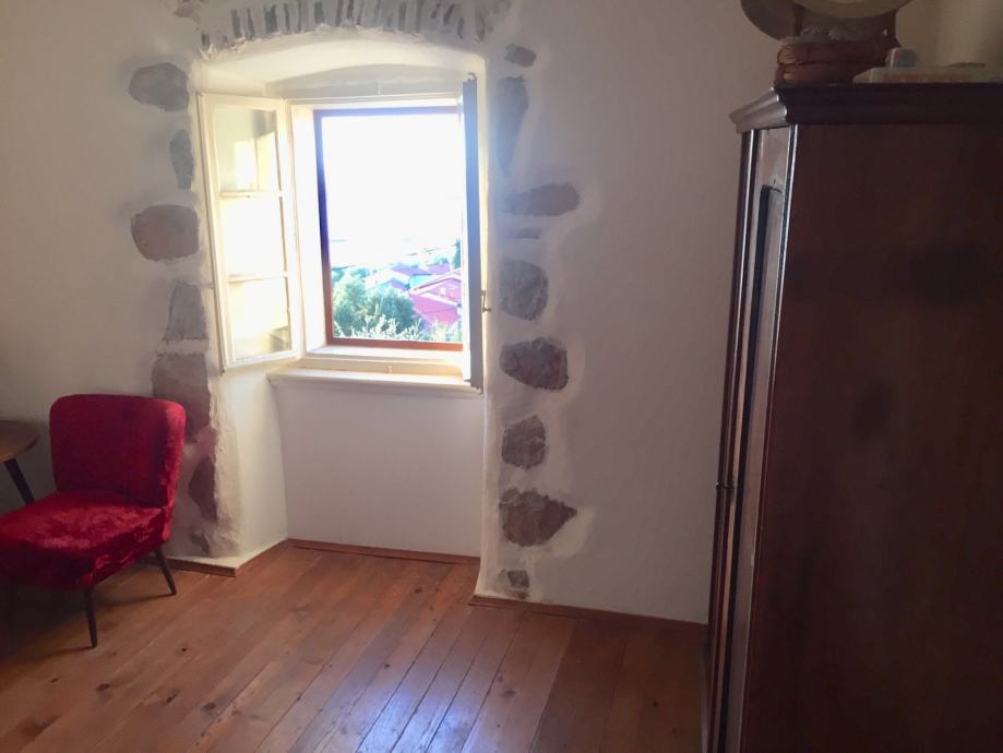 Tri autohtone kamene rapske kuće u Loparu, Rab (prodaja)