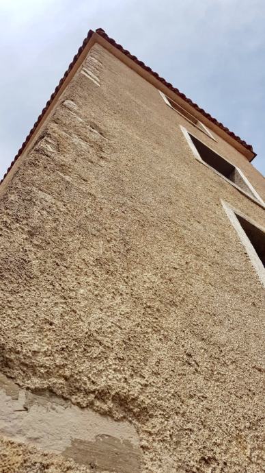 Tri autohtone kamene rapske kuće u Loparu, Rab (prodaja)