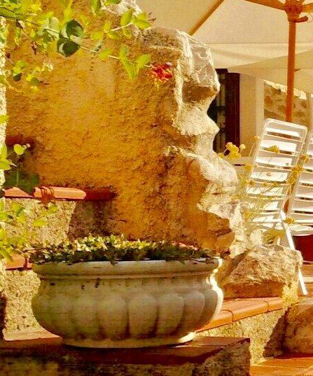 Tri autohtone kamene rapske kuće u Loparu, Rab (prodaja)