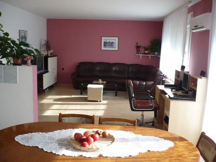 Kuća: Trnjani, katnica 200.00 m2 (prodaja)