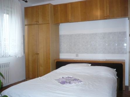 Kuća: Trnjani, katnica 200.00 m2 (prodaja)