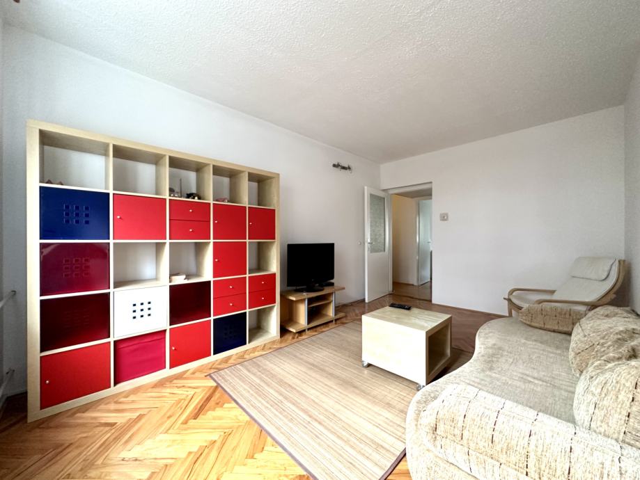 TRNSKO, DVOSOBAN 50 m2 (iznajmljivanje)