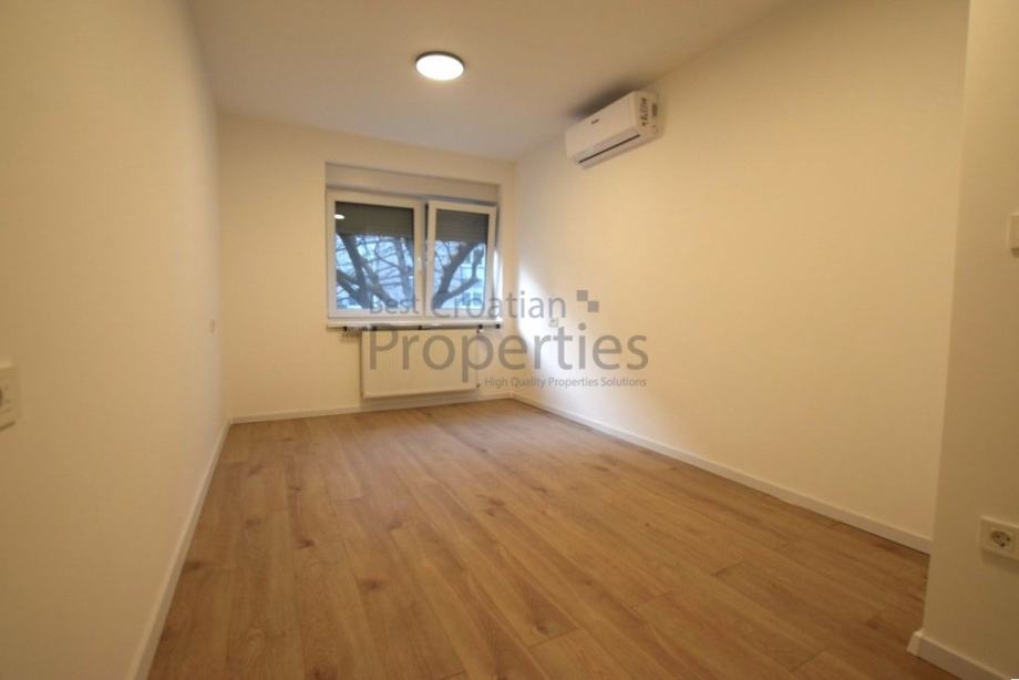 TRNSKO - PREKRASAN, POTPUNO NOVOUREĐEN 2.5-SOB. STAN 50m2 (iznajmljivanje)
