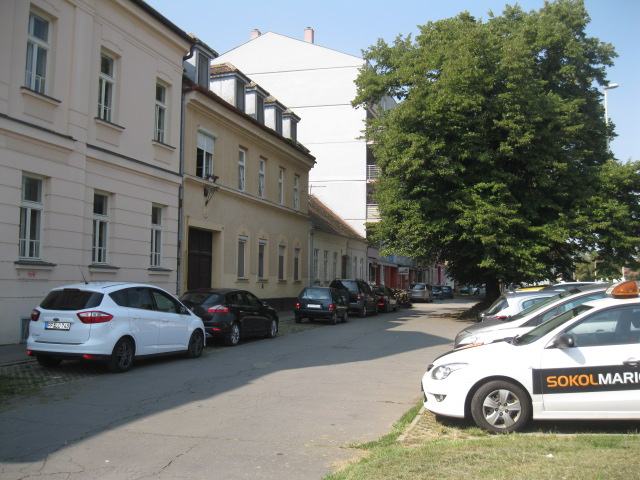 TROSOBAN DVORIŠNI STAN 73m2 - CENTAR, J.J. STROSSMAYERA (prodaja)