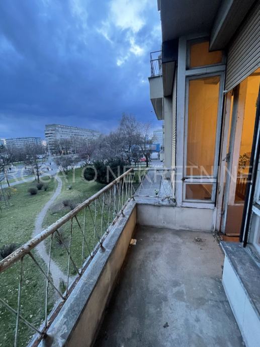 Trosoban stan 67 m2, Ulica Grada Vukovara (prodaja)