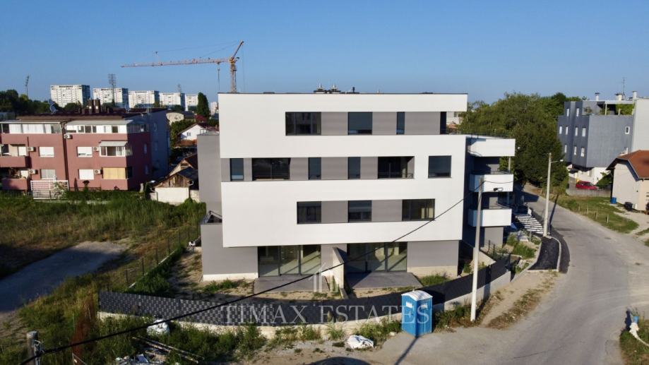 Trosobni stan 66 m2, Trnsko (prodaja)