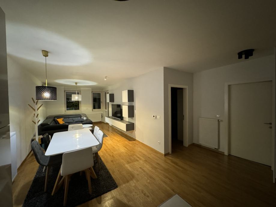 Ulica grada Mainza, novija gradnja, 63m2+GPM+spremiste (prodaja)