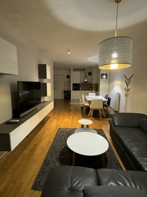 Ulica grada Mainza, novija gradnja, 63m2+GPM+spremiste (prodaja)