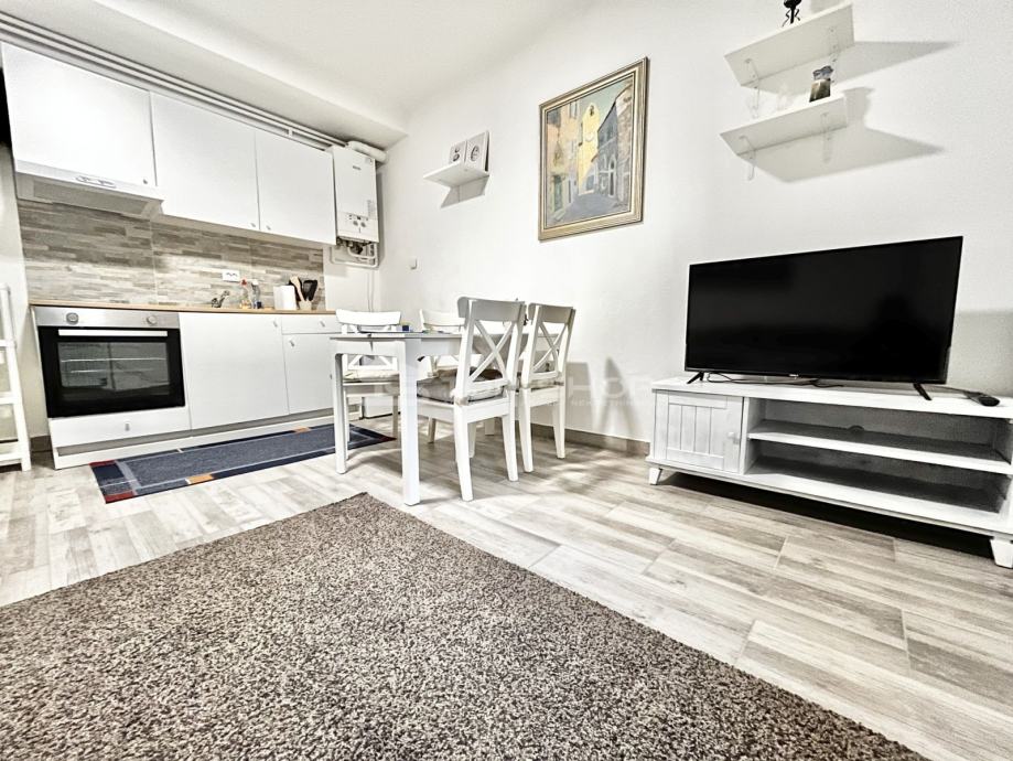 Ulica grada Mainza, Prekrasni novouređeni dvosoban stan 39m2 ...