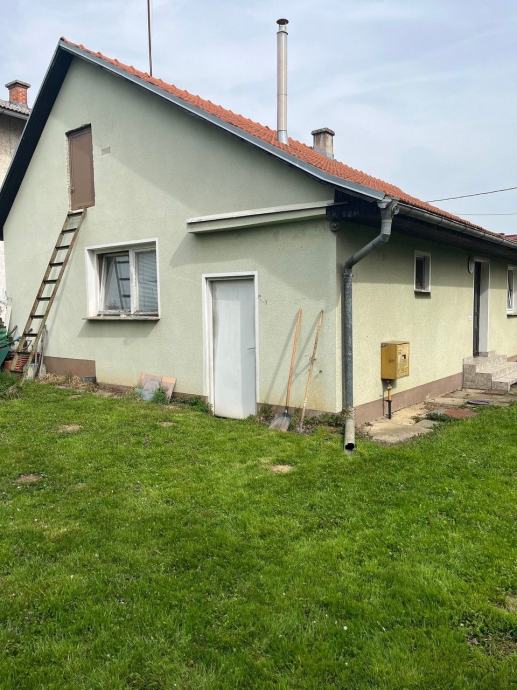 USELJIVA MANJA KUĆA U MURSKOM SREDIŠĆU (prodaja) USELJIVA MANJA KUĆA U MURSKOM SREDIŠĆU (prodaja)