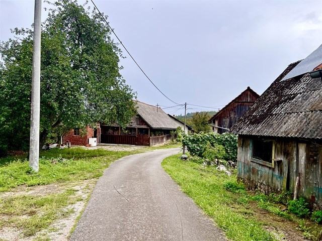 VELIKO IMANJE KRAJ RIJEKE DOBRE, 2226m2!! (prodaja)