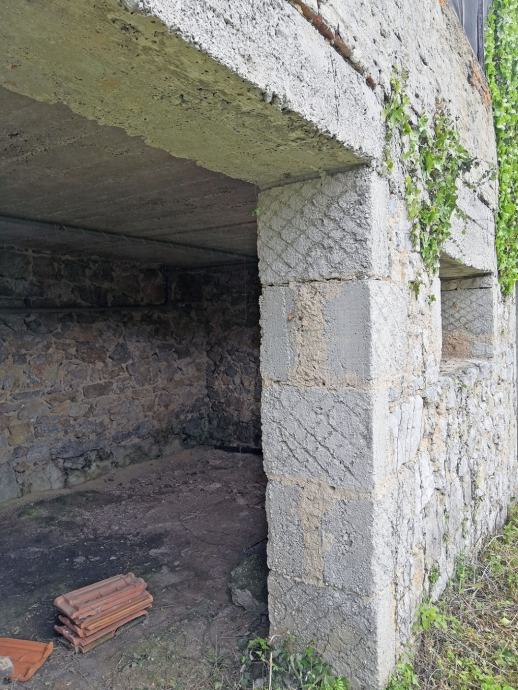 VELJUN 150m2 + okućnica 1225m2 (prodaja)