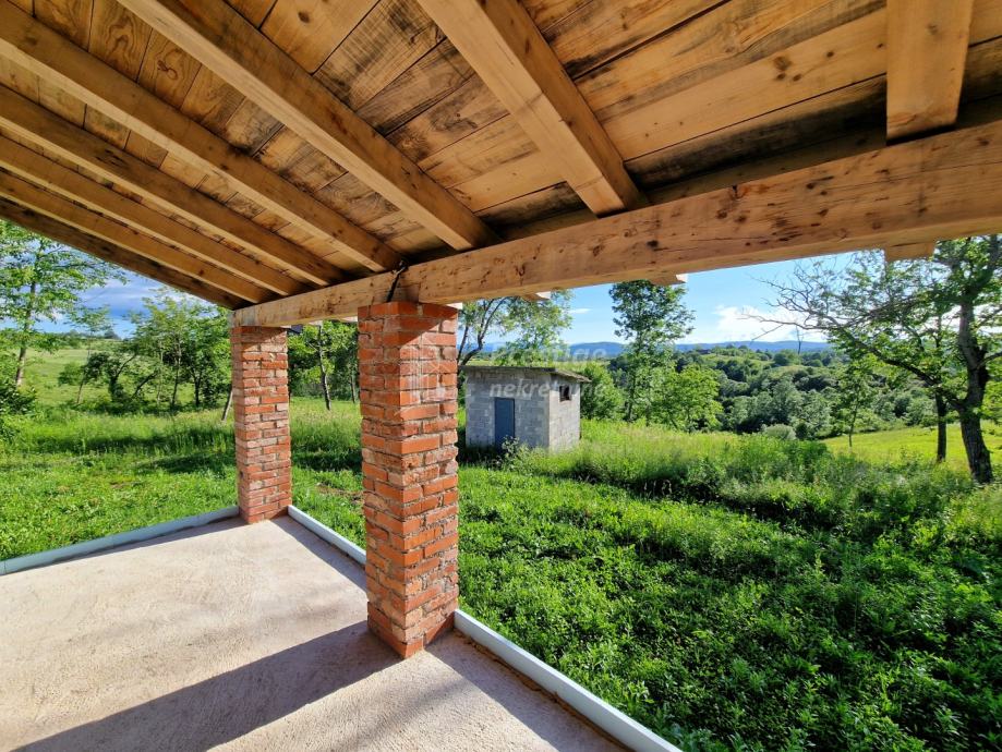 Veljun, kuća u netaknutoj prirodi (prodaja)