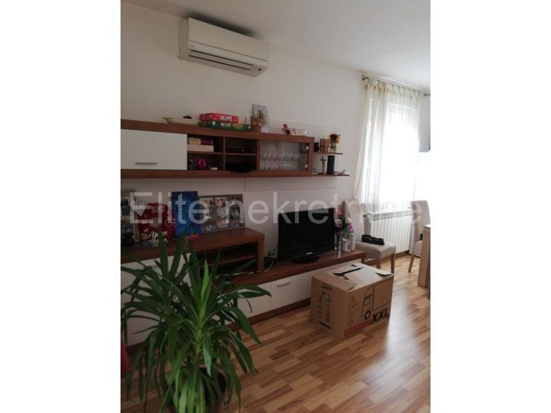 Vidikovac - stan 70 m2 (iznajmljivanje)