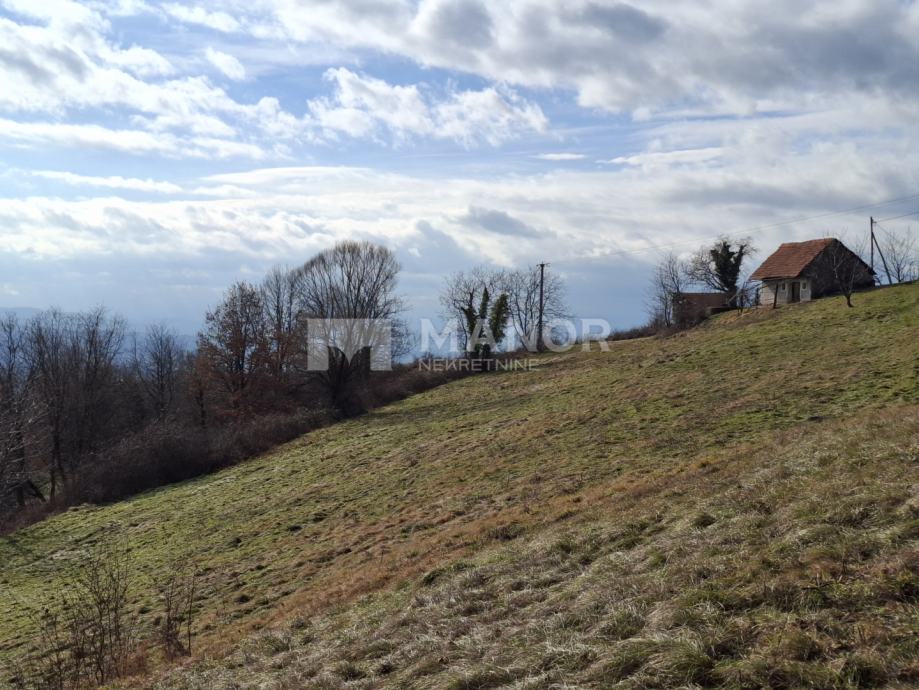 OZALJ, VIVODINA - Vinska Klet, 45 m2 (prodaja)