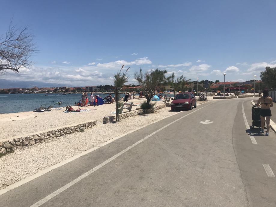 Vir, tri apatrmana ukupno 258 m2