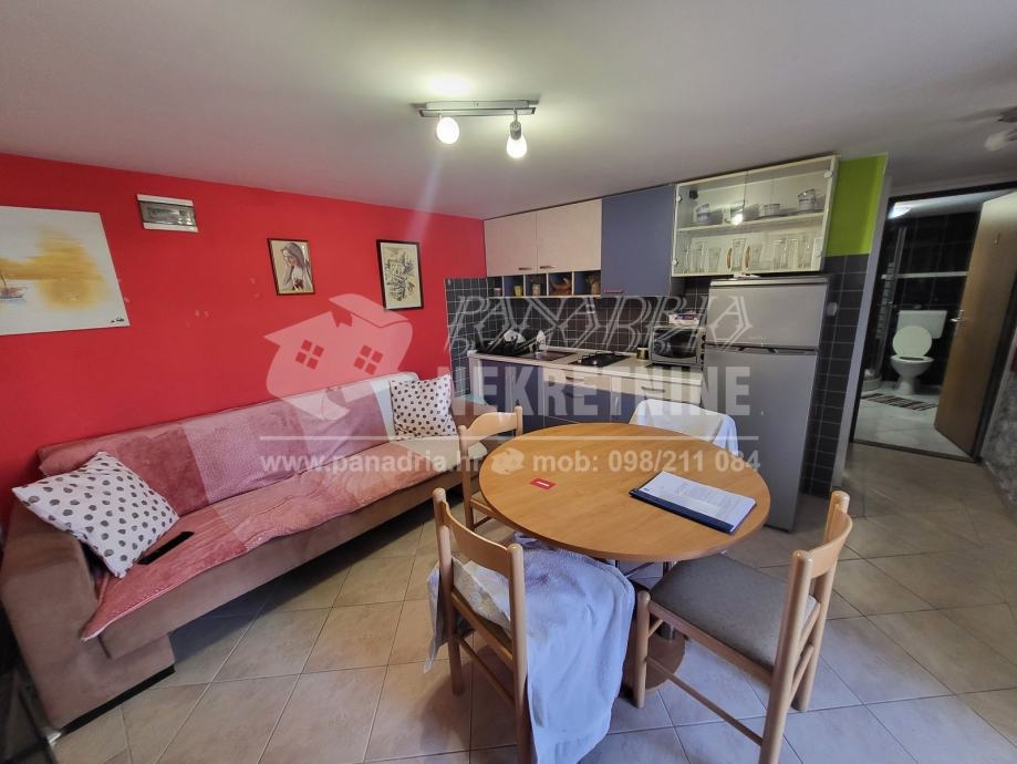 Vir, apartman-strogi centar