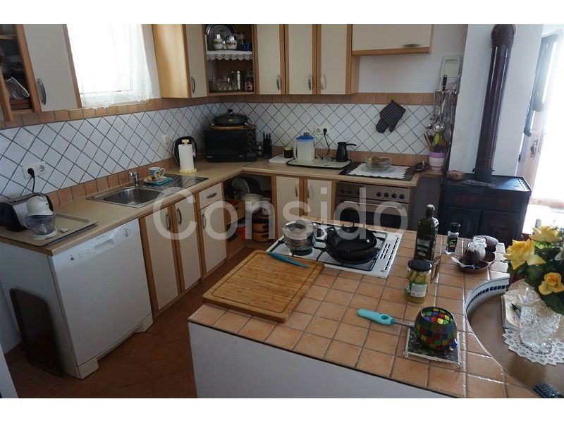 Vir, kuća prizemnica plus 300 m2 zemljišta (prodaja)