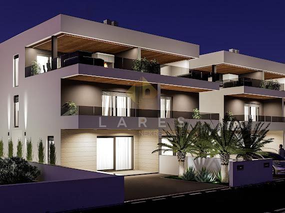 VIR, MODERNA KUĆA KRAJ MORA! (prodaja)