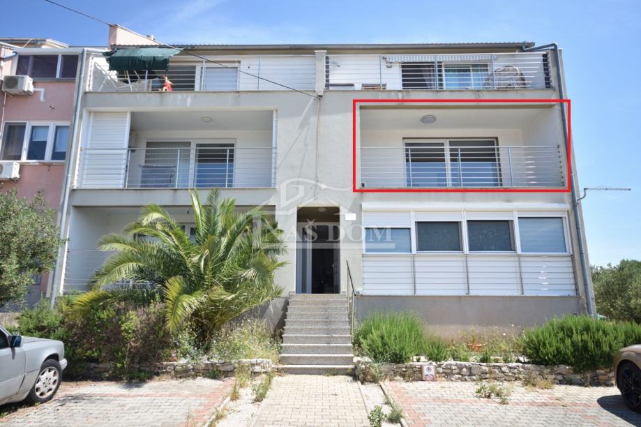 Vodice - Dvosoban stan na prvom katu (prodaja)