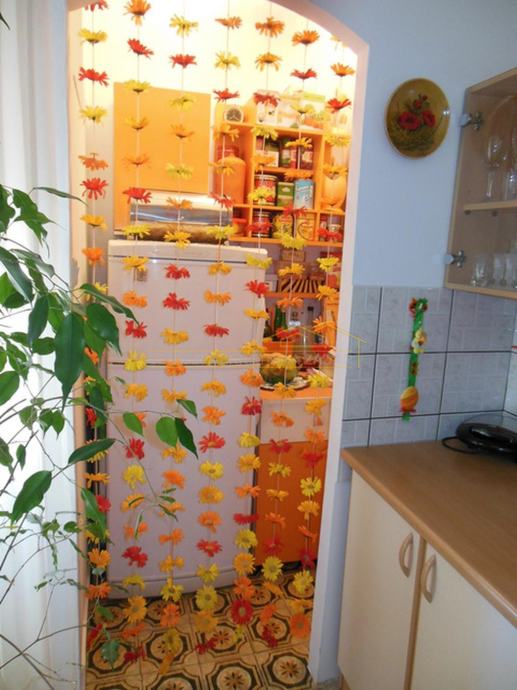 Voštarnica - pet nebodera - renovirani stan (prodaja)