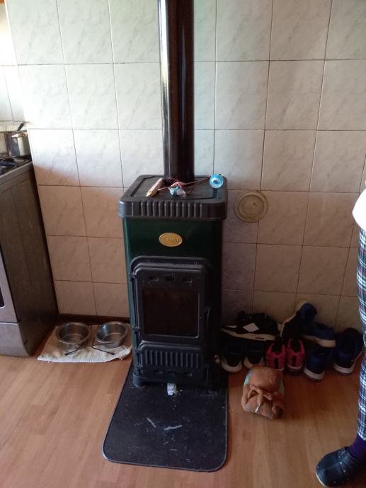 VRAZOVA: 1-S, (1,5-S), 33 m2, 3/3 kat, kl, PVC, klima 29 000 € (prodaja)