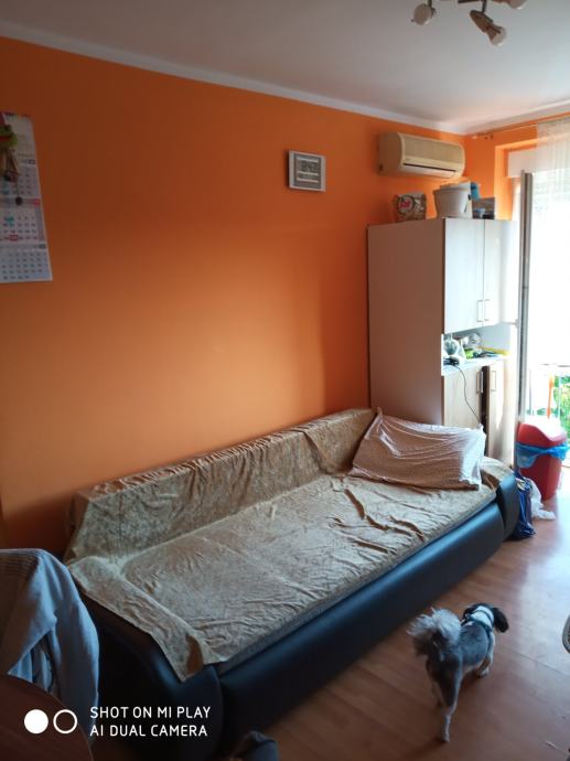VRAZOVA: 1-S, (1,5-S), 33 m2, 3/3 kat, kl, PVC, klima 29 000 € (prodaja)
