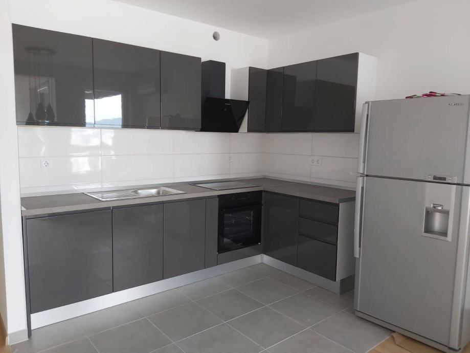 VRBANI-NOVI NEBODER, LUX POLUNAMJEŠTEN STAN, 111 m2!!! (iznajmljivanje)