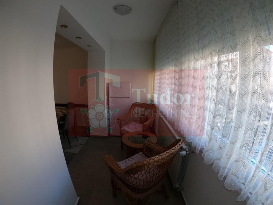 Vrbik - Vrbik, dvosoban stan 70m2 (iznajmljivanje)