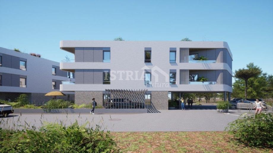 Vrlo atraktivno zemljište za izgradnju stambene zgrade sa 6 stanova