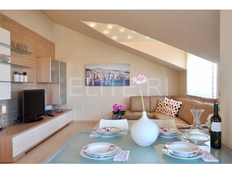 Vrsar - stan 70 m2, 3S+DB (prodaja)