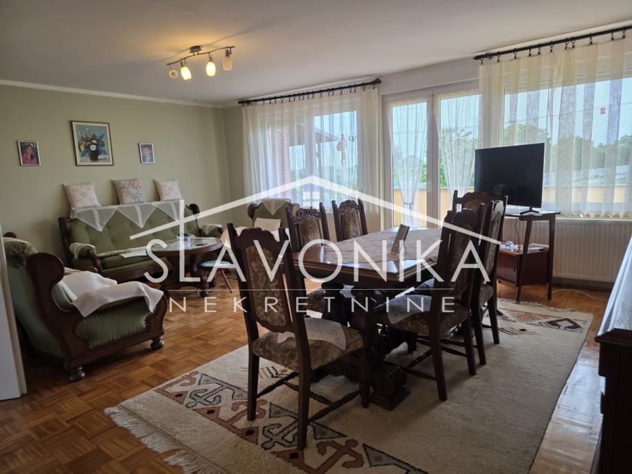 VUKOVAR – OBITELJSKA KUĆA 238 m² | VRHUNSKA LOKACIJA | MIROGOJSKA UL ...