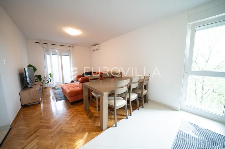 Zadar, Bulevar, dvosoban stan na izvrsnoj lokaciji (prodaja)