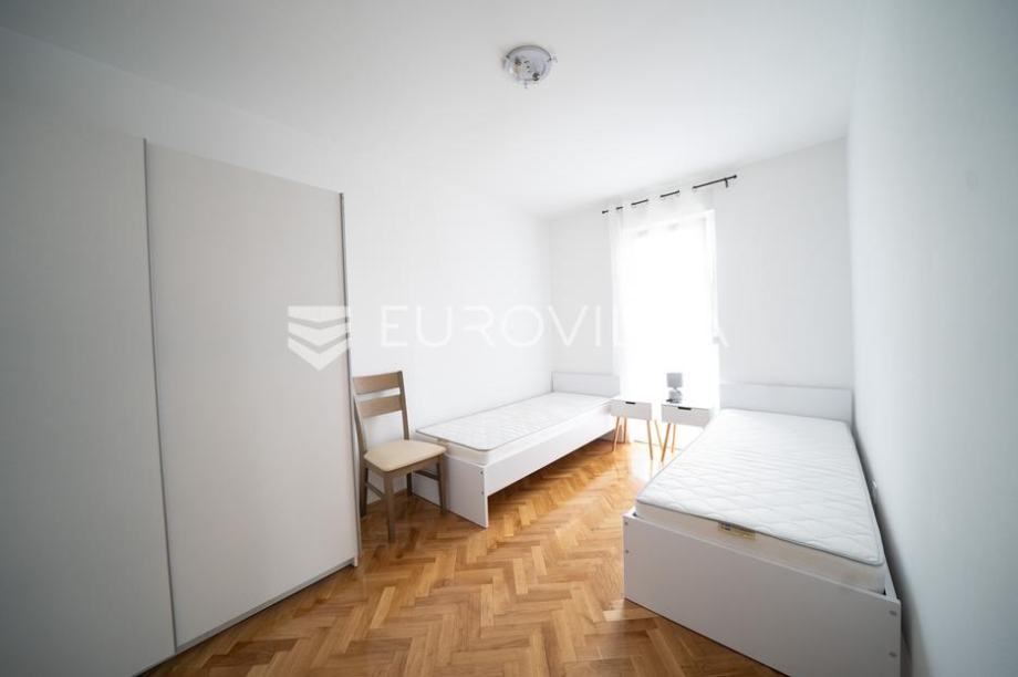 Zadar, Bulevar, dvosoban stan na izvrsnoj lokaciji (prodaja)