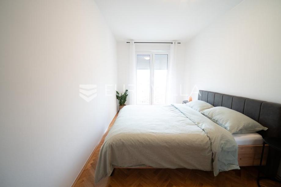 Zadar, Bulevar, dvosoban stan na izvrsnoj lokaciji (prodaja)