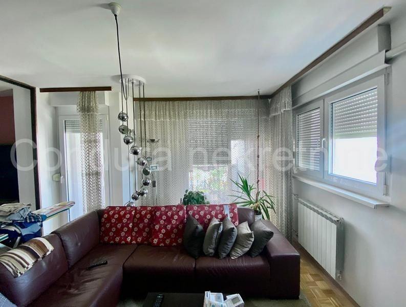 Zadar, Bulevar- odlična prilika, stan u neboderu s pogledom na more! (prodaja)