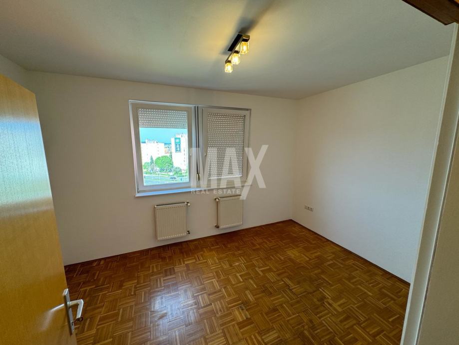 Zadar (Bulevar)-stan s pogledom na more-BEZ AGENCIJSKE PROVIZIJE (prodaja)