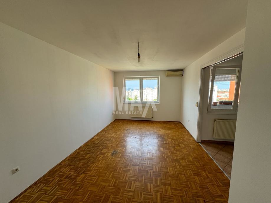 Zadar (Bulevar)-stan s pogledom na more-BEZ AGENCIJSKE PROVIZIJE (prodaja)