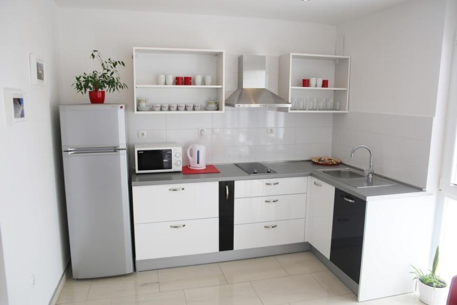 Zadra - Potpuno adaptiran dvosobni stan (prodaja)