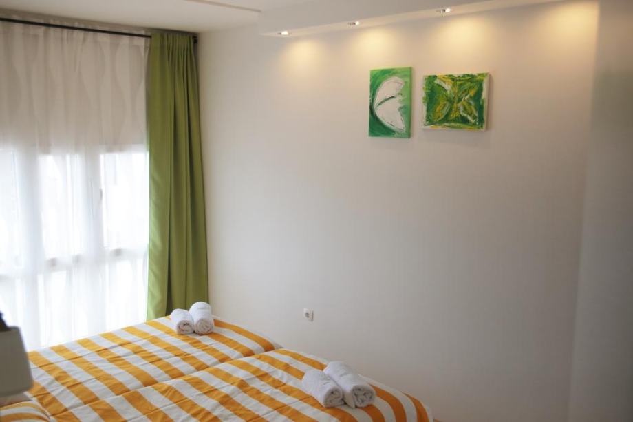 Zadra - Potpuno adaptiran dvosobni stan (prodaja)