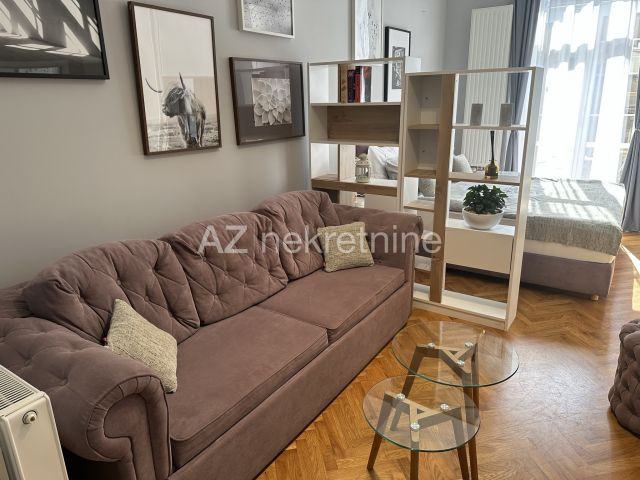 Zagreb, centar, garsonijera 29m2 (iznajmljivanje)