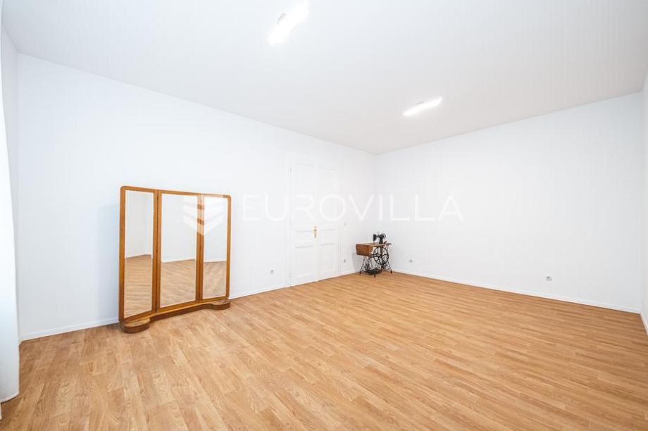 Zagreb, Centar, Praška ulica, predivan trosoban stan 101 m² (prodaja)