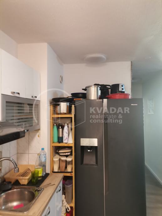 ZAGREB/GAJNICE, PREKRASAN 3-SOBAN STAN SA LOĐOM I SPREMIŠTEM(57,36 m2 ...