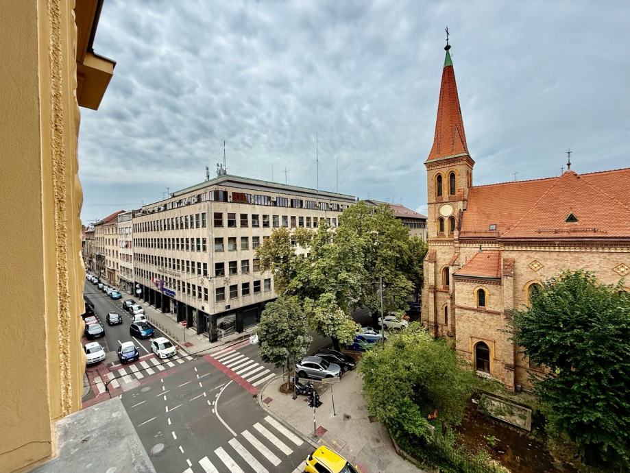 Zagreb, Gunduliceva, 91 m2, 3s, TOP zgrada, stan za potpunu adaptaciju ...