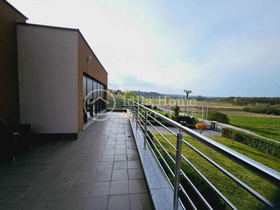 Zagreb/Horvati/prekrasno imanje 1908m2 sa modernom vilom/okruženo prir (prodaja)