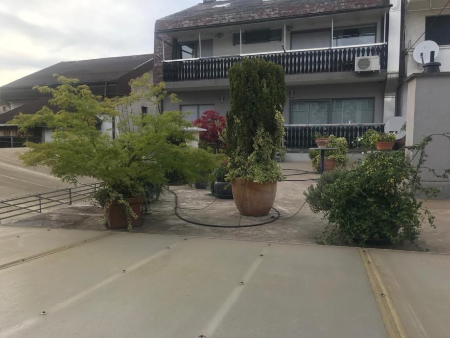 Zagreb-Kustošija,3S stan 80m2 na prvom katu kuće,blizina svih sadržaja ...