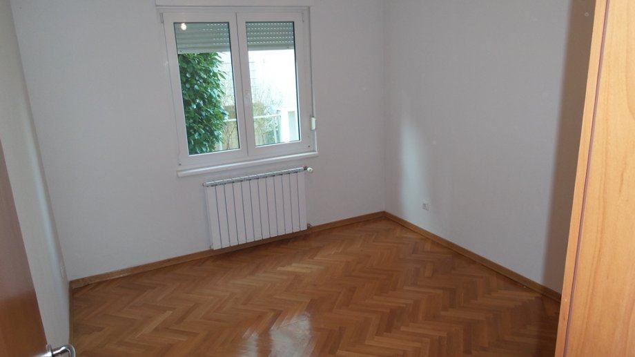 Zagreb (Šestine), 131 m2 (prodaja)