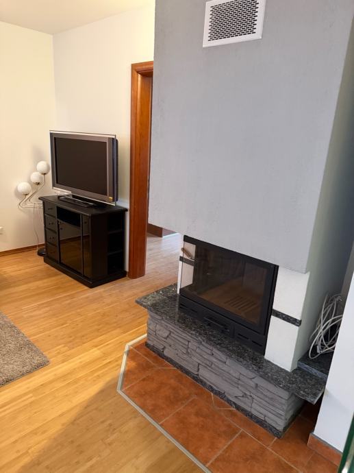 Zagreb-Sigečica, namješten 3-sobni stan 72m2, 1. kat (prodaja)
